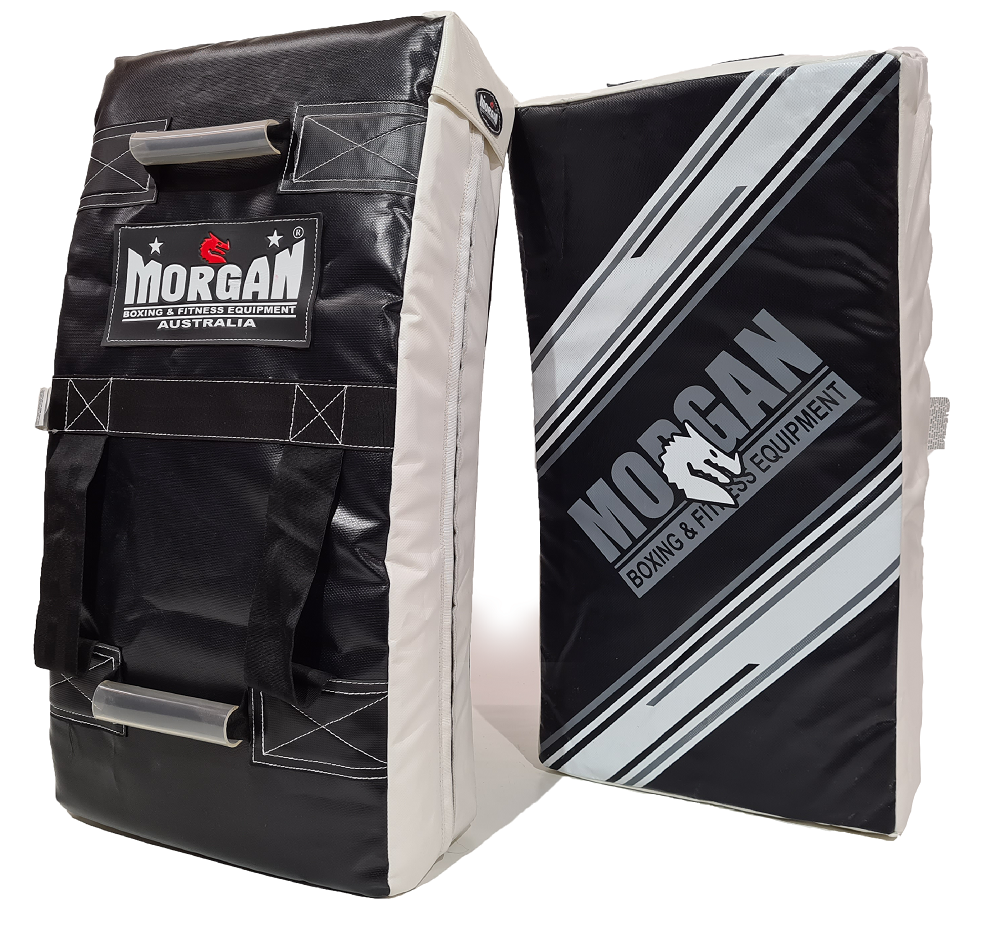 MORGAN AVENTUS HEAVY DUTY LARGE CURVED STRIKE & HIT SHIELD